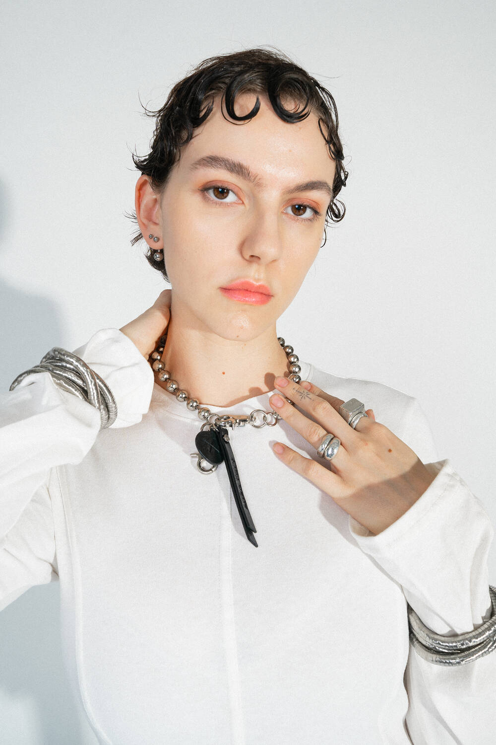 BALL'N'CHAIN ed.1 metallic deep tar – INA KENT Online Store